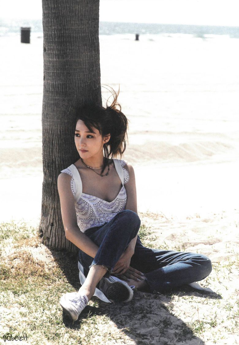 Tiffany releases full photo book collection for "I Just Wanna Dance ...