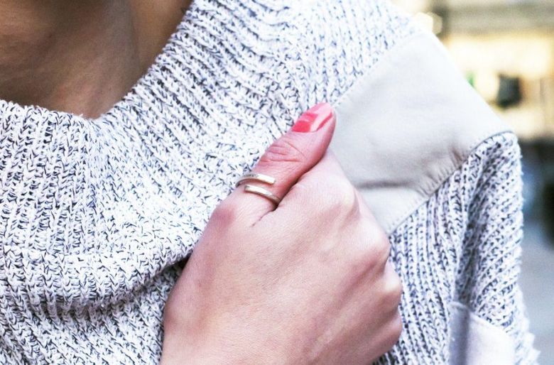 This Is What The Placement of Your Ring Says About You In Korean ...