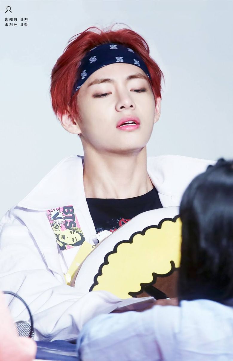 39 Times BTS V's Forehead Changed The Looks Game Forever - Koreaboo