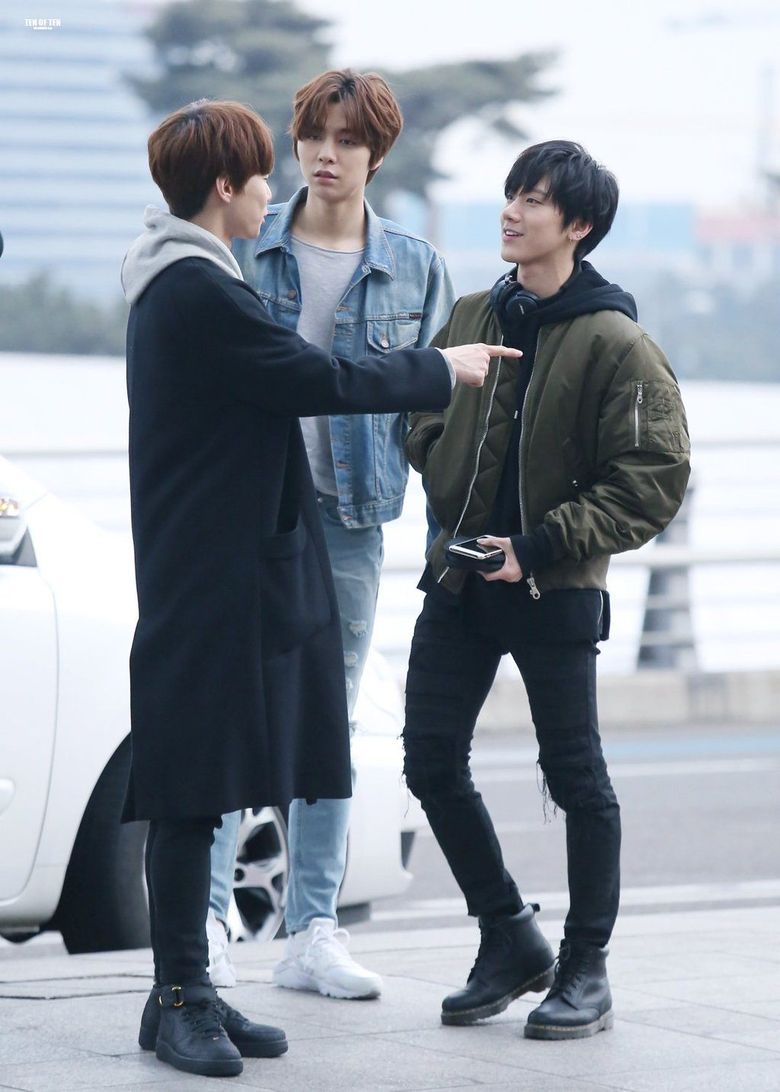 14 Male Idols So Small They Could Fit In Your Pocket - Koreaboo