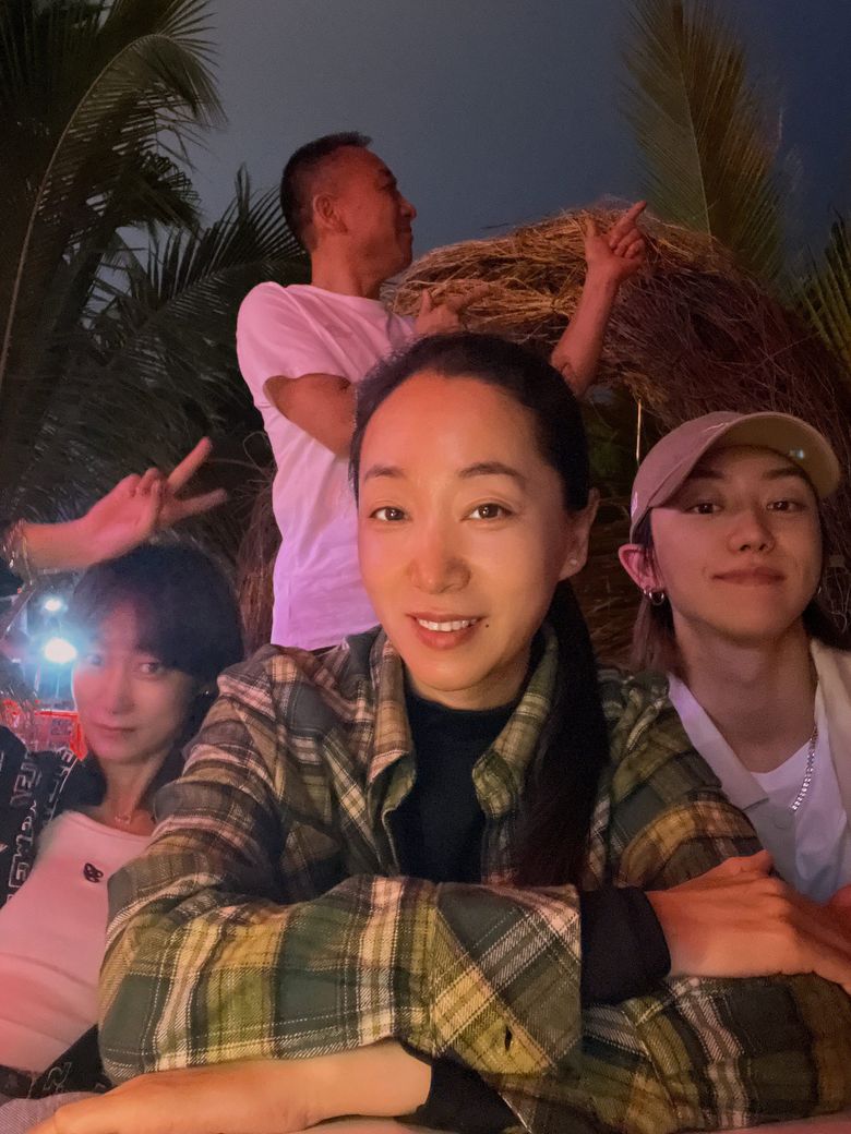 "Two Minghaos?": SEVENTEEN's The8 Has Fans Seeing Double In New Family ...