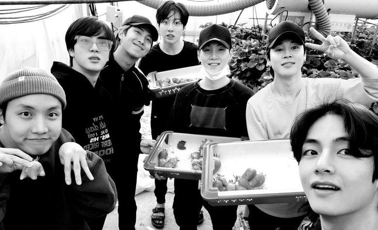 Observant ARMY Spot BTS J-Hope's Phone Lockscreen And It Shows His True ...