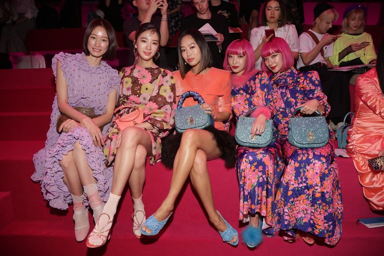 BLACKPINK's Lisa Meets Her Fashion Idol, Aimee Song