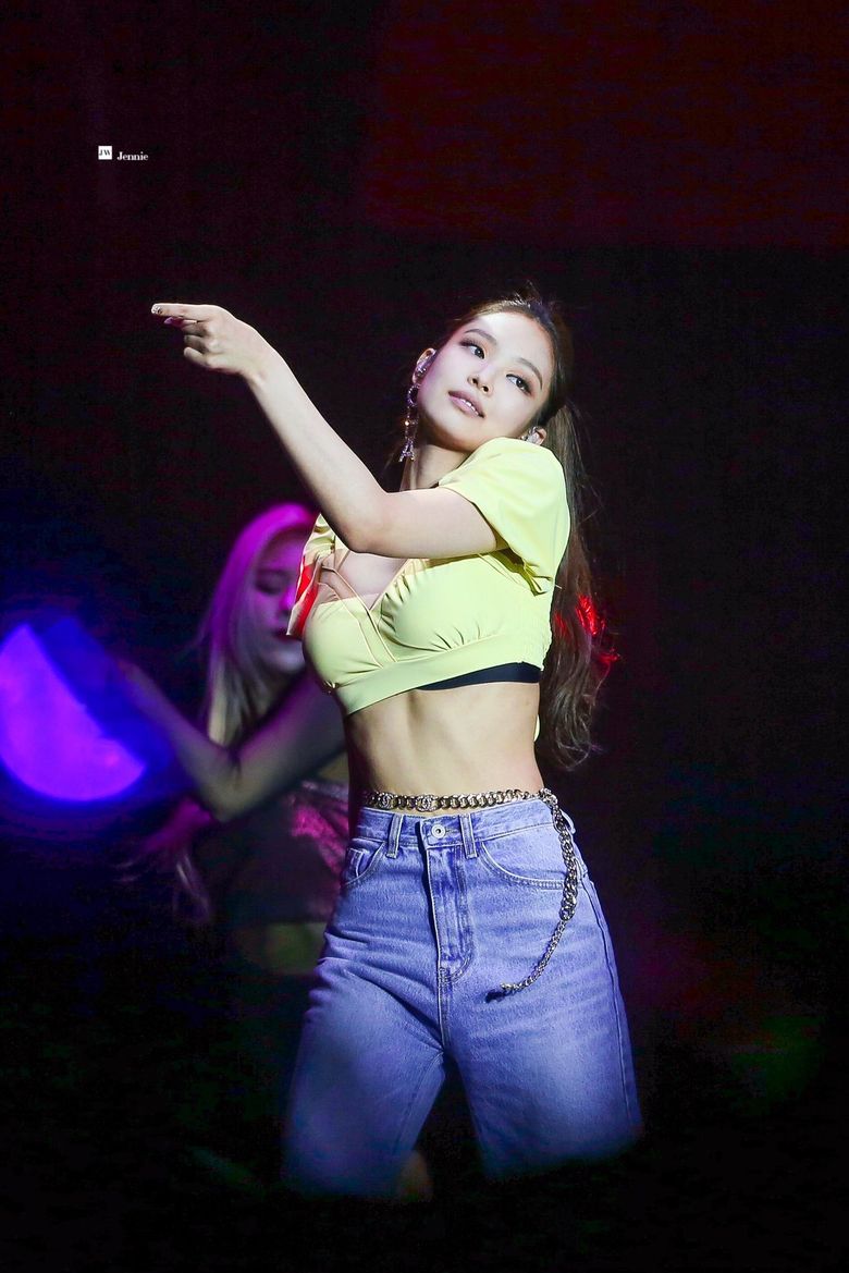 Belly Chains Are The Latest Craze, But MONSTA X And BLACKPINK Beat ...