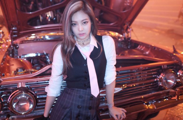 20+ Times BLACKPINK's Jennie Proved She's The Icon Of "High Teen ...