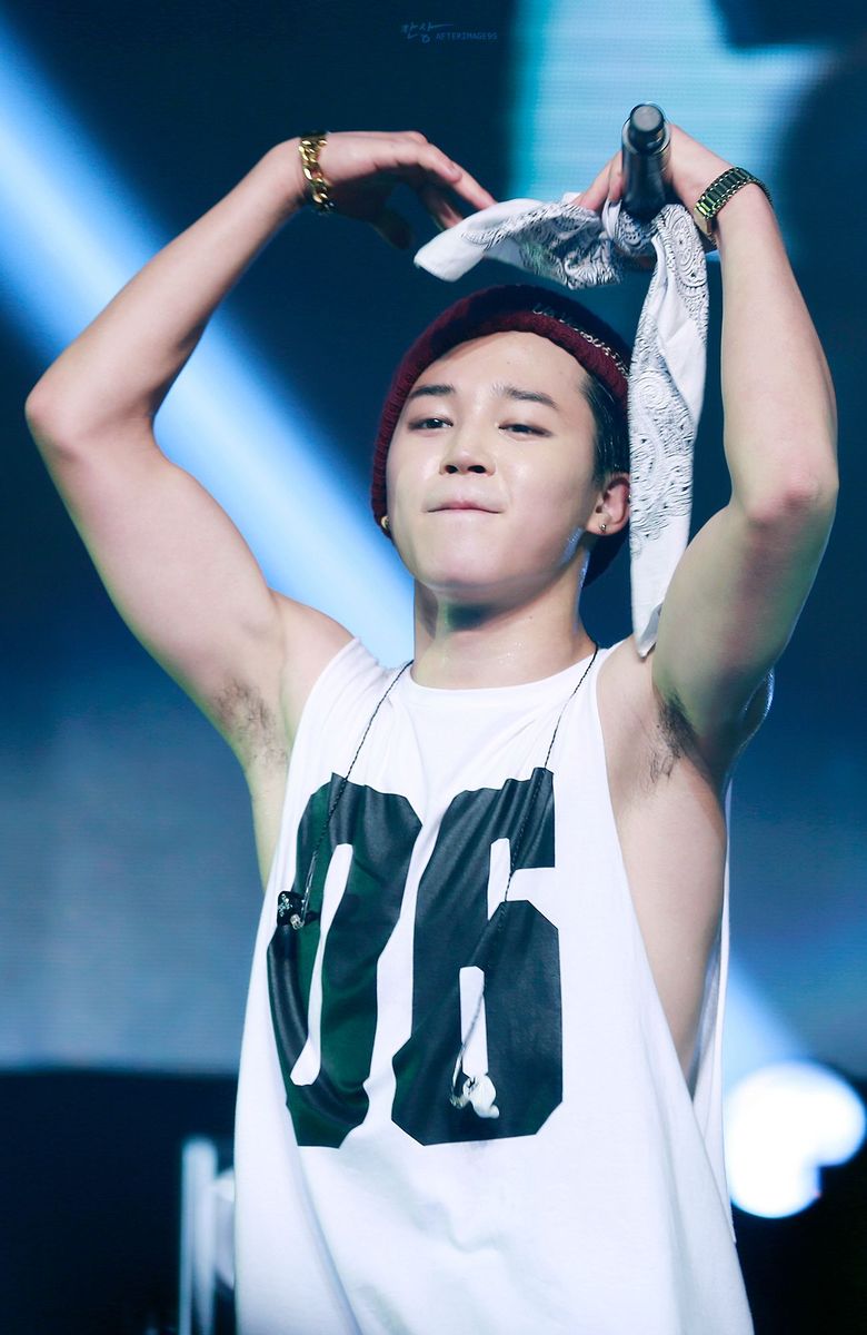 13 Times BTS Jimin's Arms Were The Best Kind Of Distraction - Koreaboo