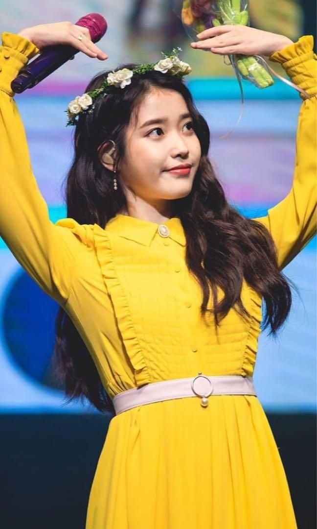 10+ Photos Of IU Looking Like The Perfect Girlfriend Material For ...