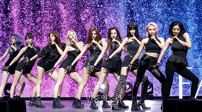 Your First Look Into TWICE's "Fancy You" Showcase - Koreaboo