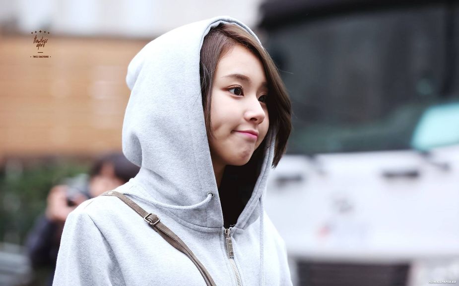 19 Idols With Seriously Irresistible Dimples - Koreaboo