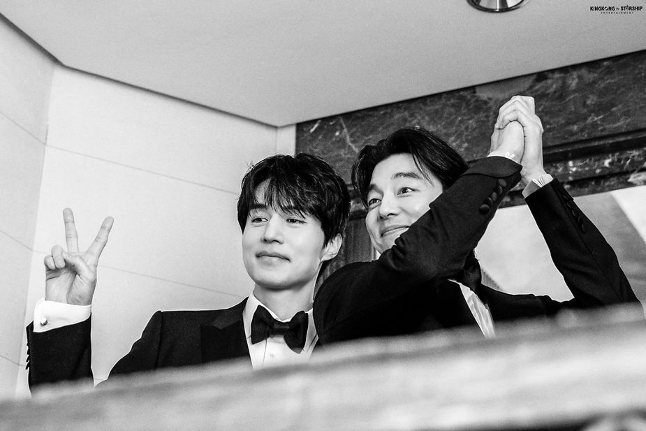 Actors Gong Yoo And Lee Dong Wook Showcase Their Chemistry By "Getting ...