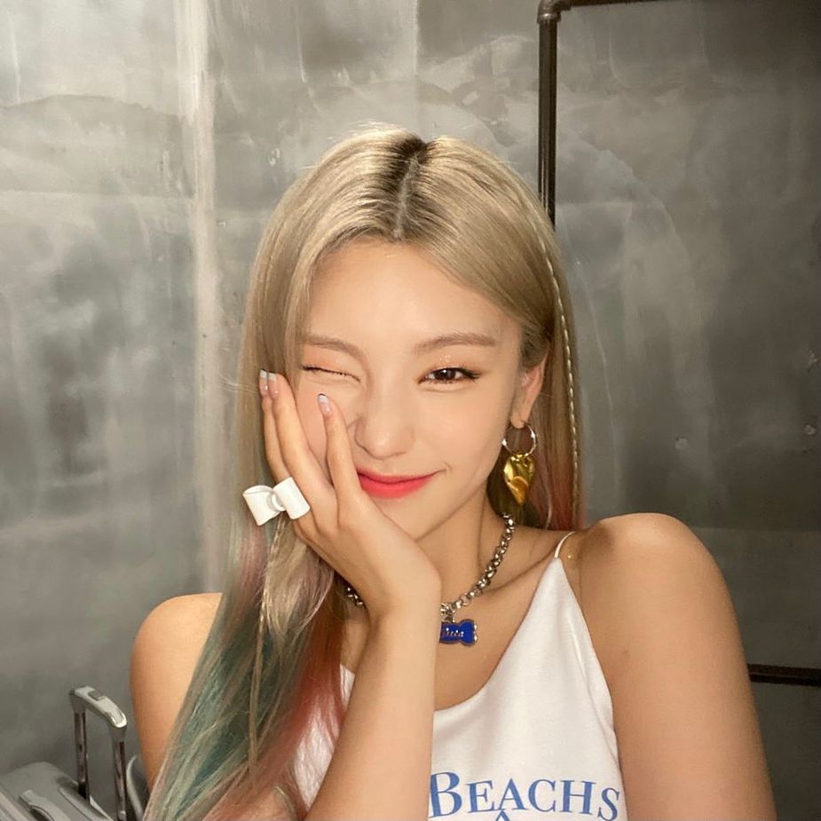 They're Here - Introducing ITZY's Handmade Characters In Collaboration ...