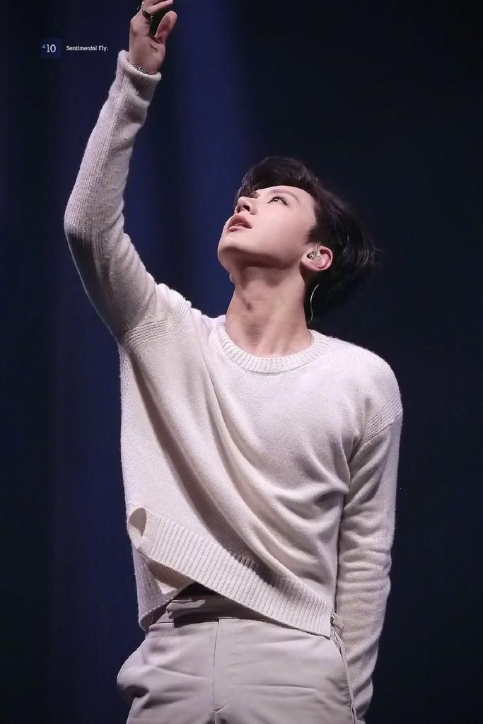 Just 17 Pictures Of NCT's Ten Dancing To Celebrate His Birthday - Koreaboo