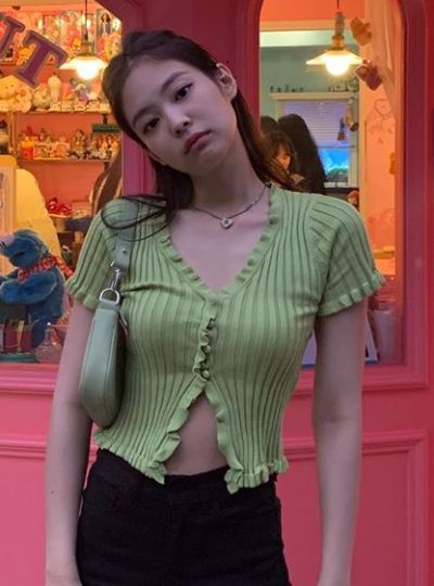 10 Times BLACKPINK's Jennie Slayed The Color Green In Different Ways ...