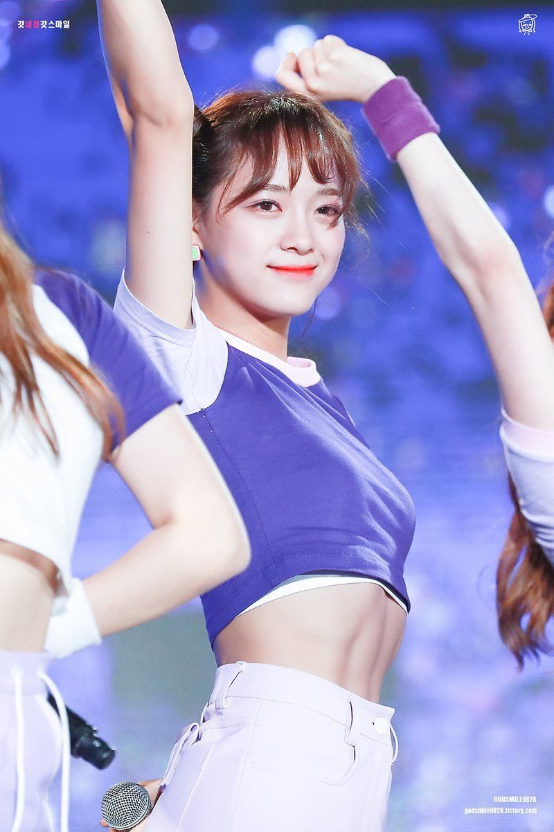 11 of I.O.I's Most Memorable Outfits That Show Why They'll Never Be ...