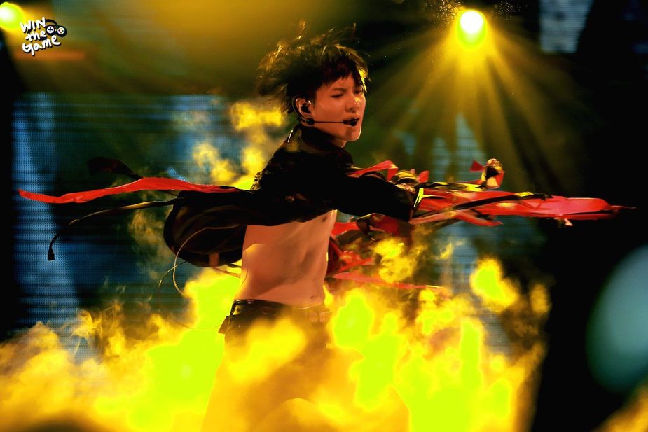 10 Times K Pop Idols Literally Became Art Masterpieces While Dancing