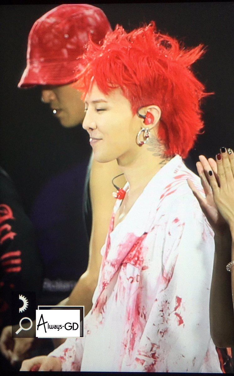G-Dragon Debuts Brand New Hair Color Just For European Fans - Koreaboo