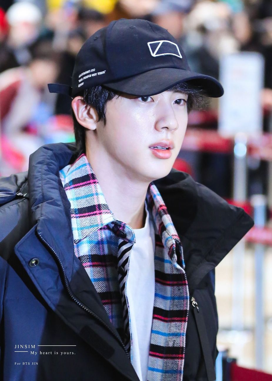 13 Unedited Photos Showing What BTS's Jin Actually Looks Like IRL ...