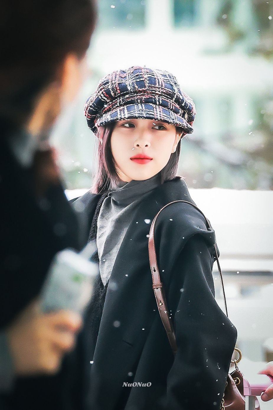 ITZY's Ryujin Serves K-Drama Main Character Vibes In Airport Pics ...