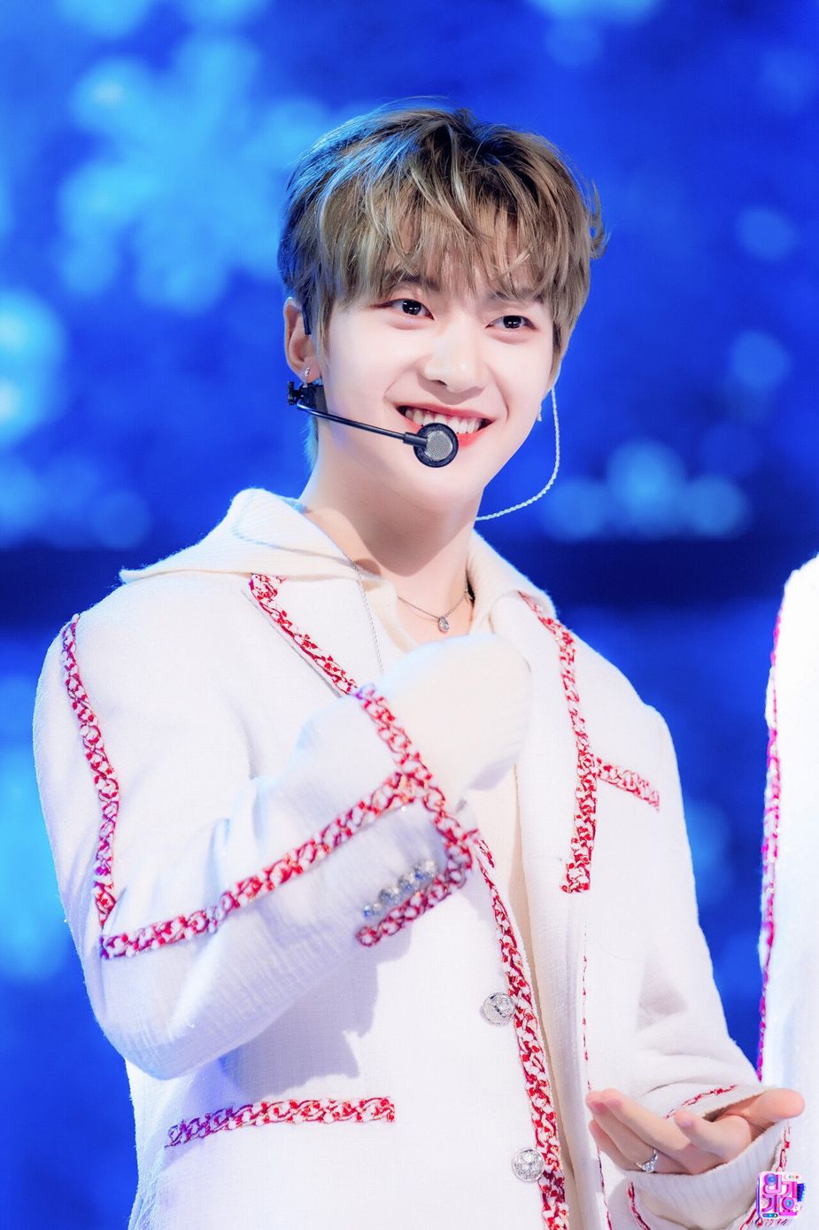 ZEROBASEONE Matthew's "F'ed Up" Birthday Cake Shocks Another Celebrity ...