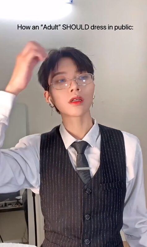 Androgynous Androgynous