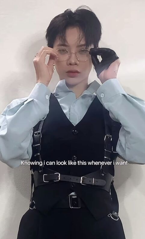 Androgynous "Daughter" Goes Viral, Has Thirsty Netizens Simping Hard ...