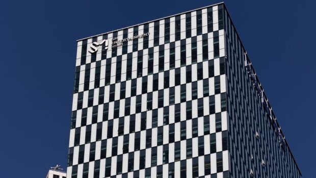 Lee Soo Man To Open New Agency? SM Founder Applies For "A20 ...