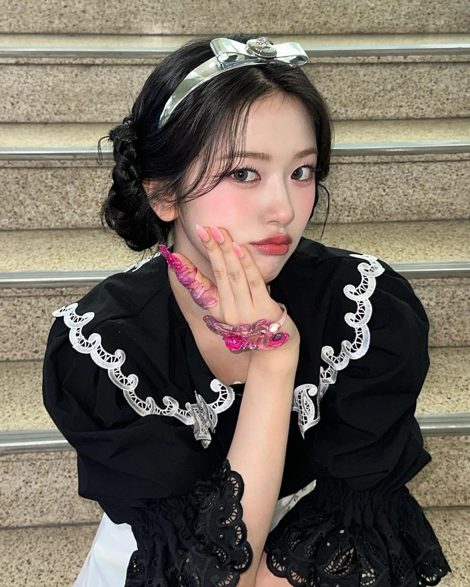 IVE’s Yujin Accidentally Sends An “NSFW” Message To Fans - Koreaboo