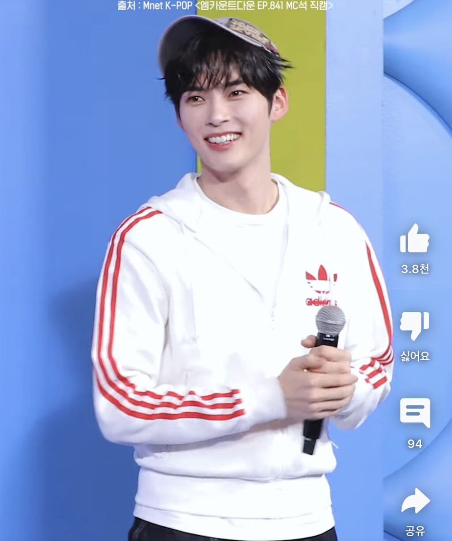 ZEROBASEONE's Sung Hanbin Panics When Compared To Popular K-Pop ...