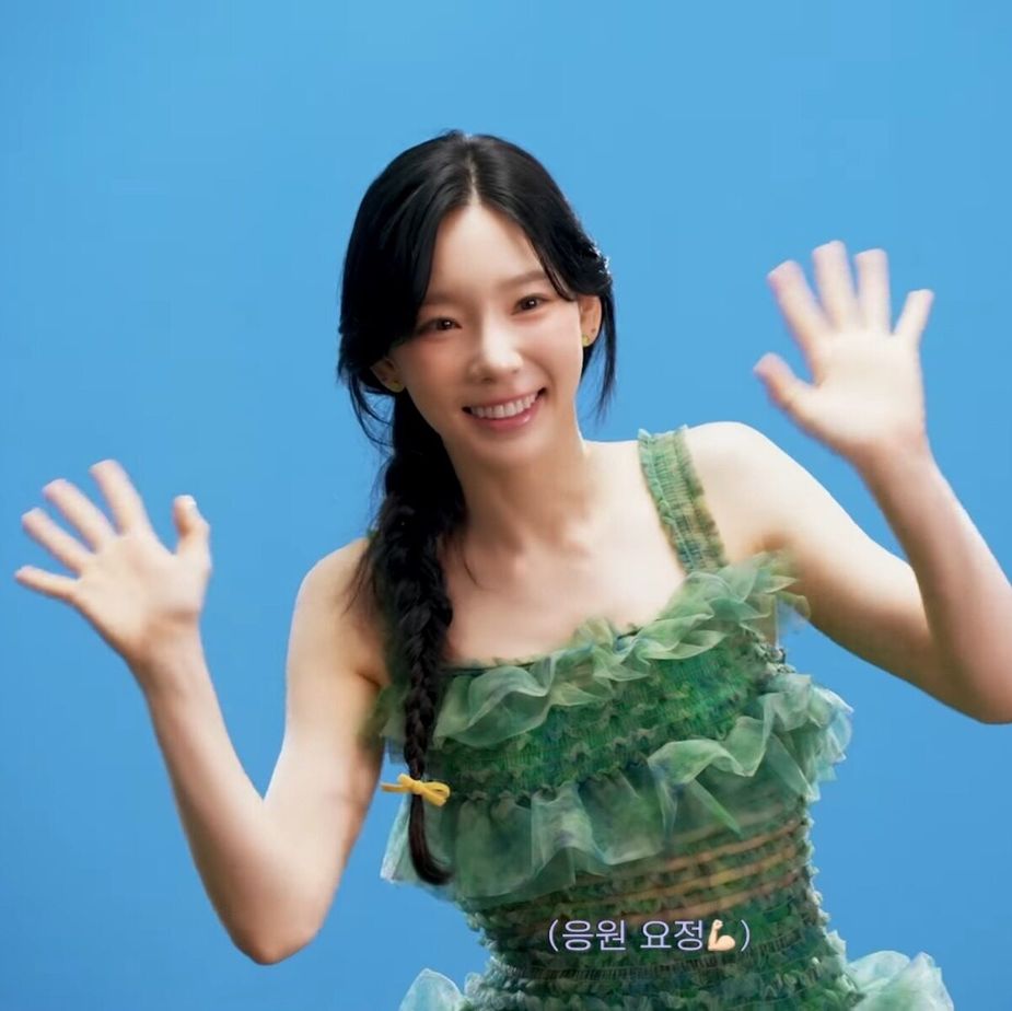 Netizens Think Girls’ Generation’s Taeyeon Is In Her Legendary Visual Phase After Gaining Weight ...