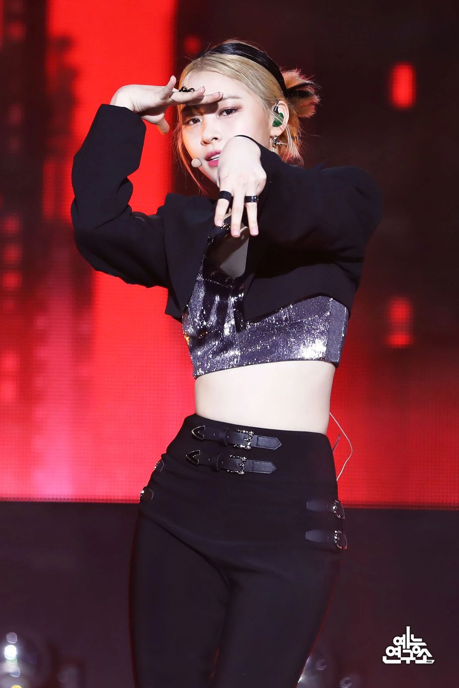 10+ Times ITZY's Ryujin Flaunted Her Gorgeous Hourglass Figure - Koreaboo