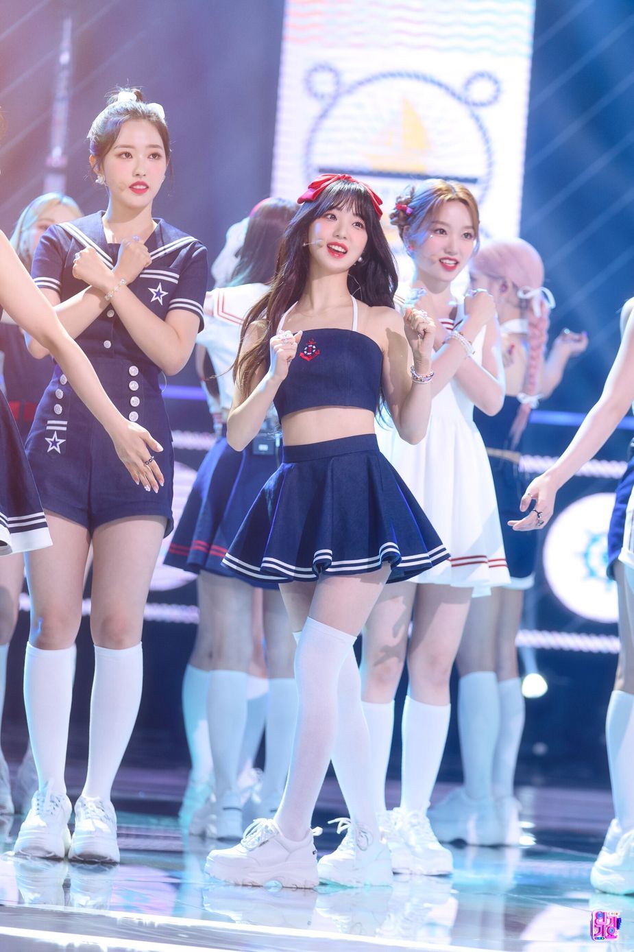 A Third-Generation Idol Shocks Netizens With Her Insane Body Proportions, Despite Being Only 148 ...