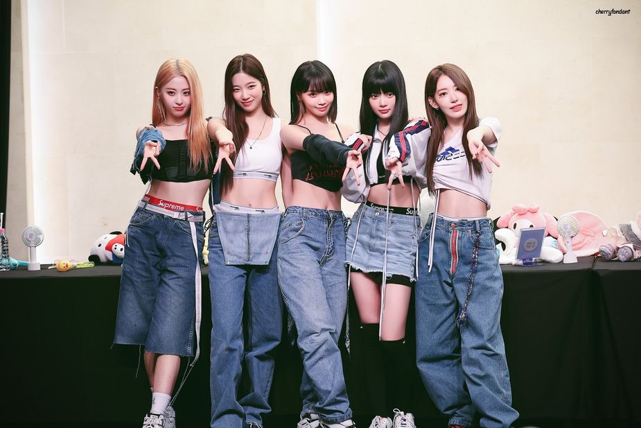 LE SSERAFIM's Kazuha Goes Viral For Her Shocking Back Muscle ...