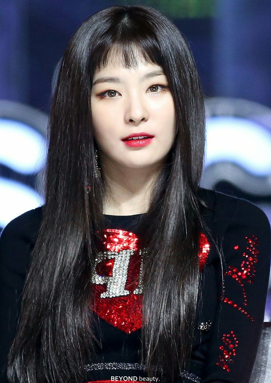 Here's A List Of All Of The Idols Netizens Claim ITZY's Yeji Looks Like - Koreaboo