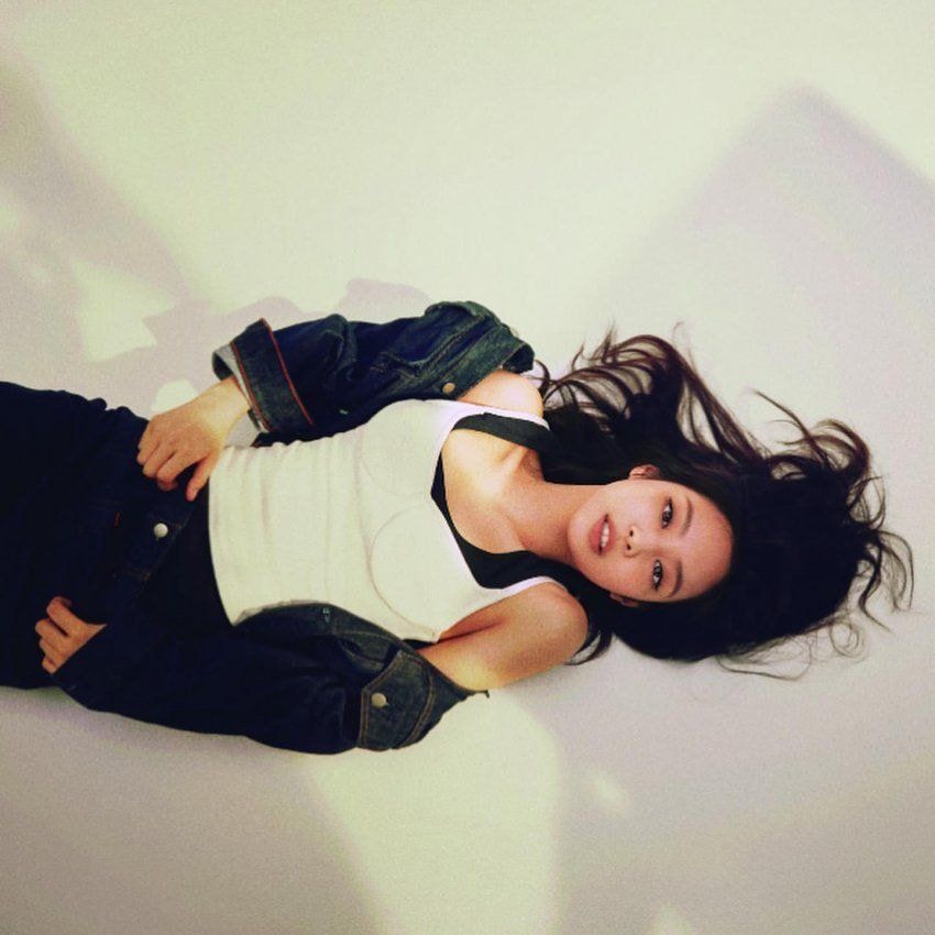 BLACKPINK's Jennie Reveals Her Perfect Figure In New Calvin Klein Ads ...