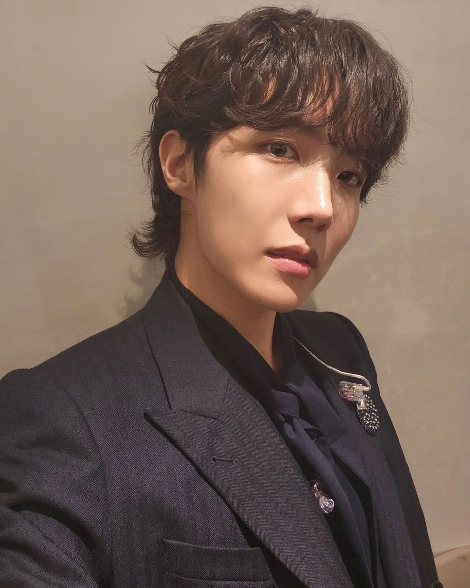 The Clever Way J-Hope Flexed BTS's Growth During The "Yet To Come In ...