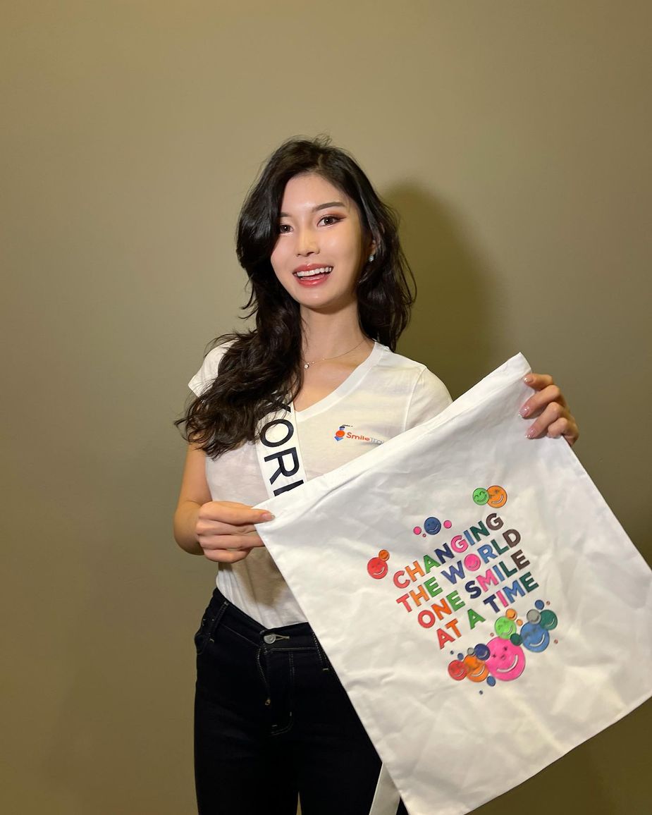 Miss Universe Korea 2022 Proves She's A Certified ARMY And Reveals Her ...