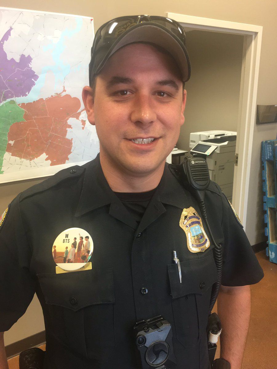 Police Officer Pulled Over To Save A Life But It Turns Out The "Jumper ...