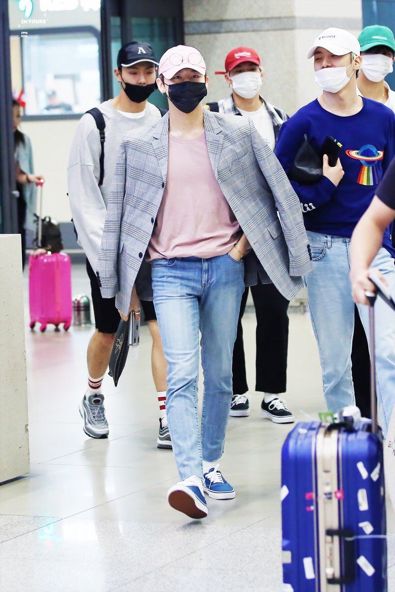 15 Outfits That Prove MONSTA X's I.M Is The King Of Casual Fashion ...