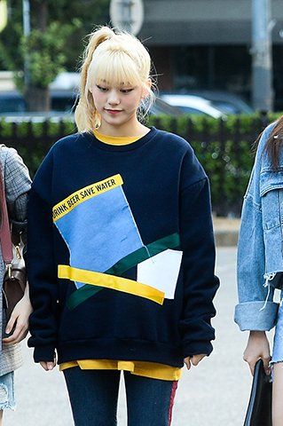 8 Of The Most Hilariously Inappropriate Shirts 4th Gen Idols Have Ever ...