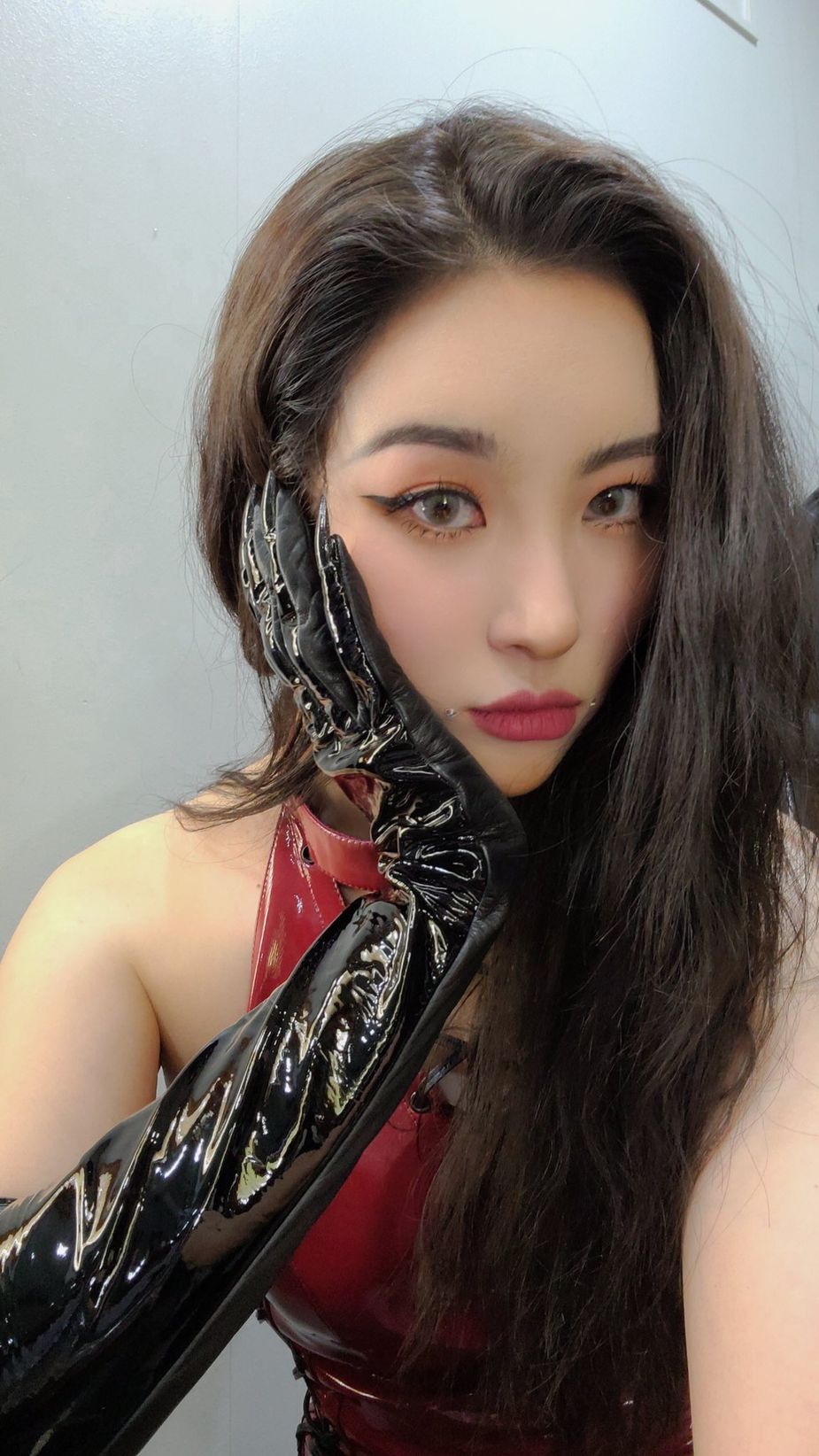 Sunmi Opens Up About Her Youth And Why She Looks Up To J. Y. Park ...