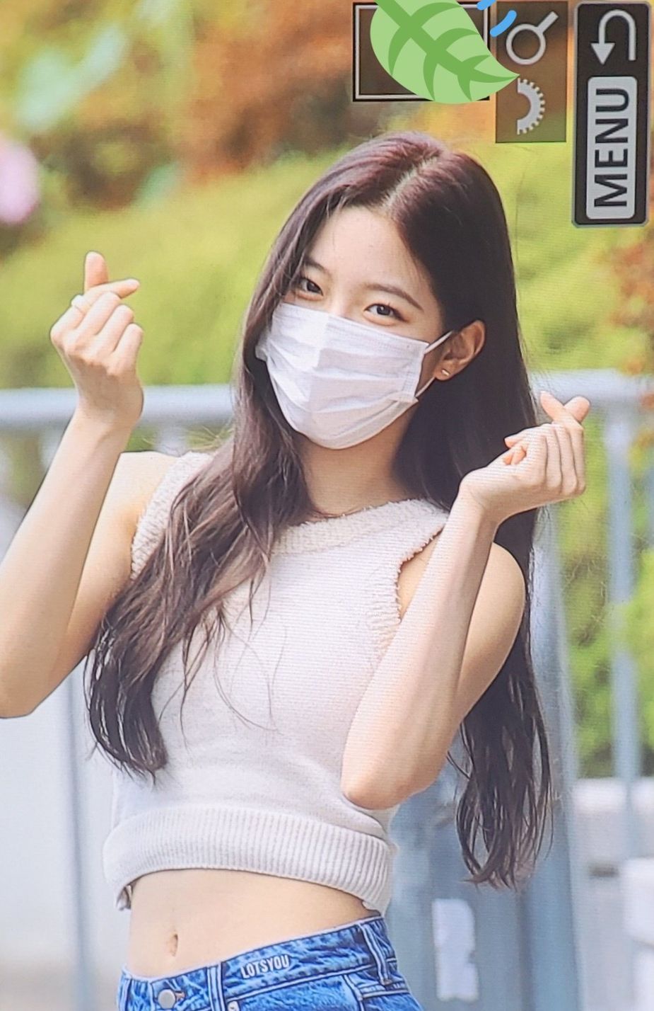 15+ Photos Of LE SSERAFIM Kazuha's Real Life Visuals That Are So ...