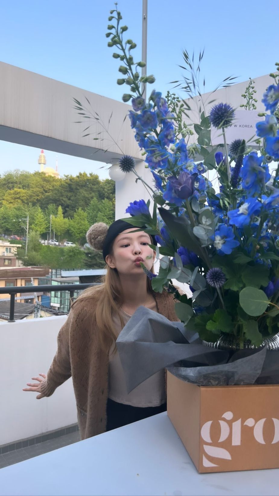 BLACKPINK's Jennie Shows Off Her Weight Loss And Tiny Waist - Koreaboo