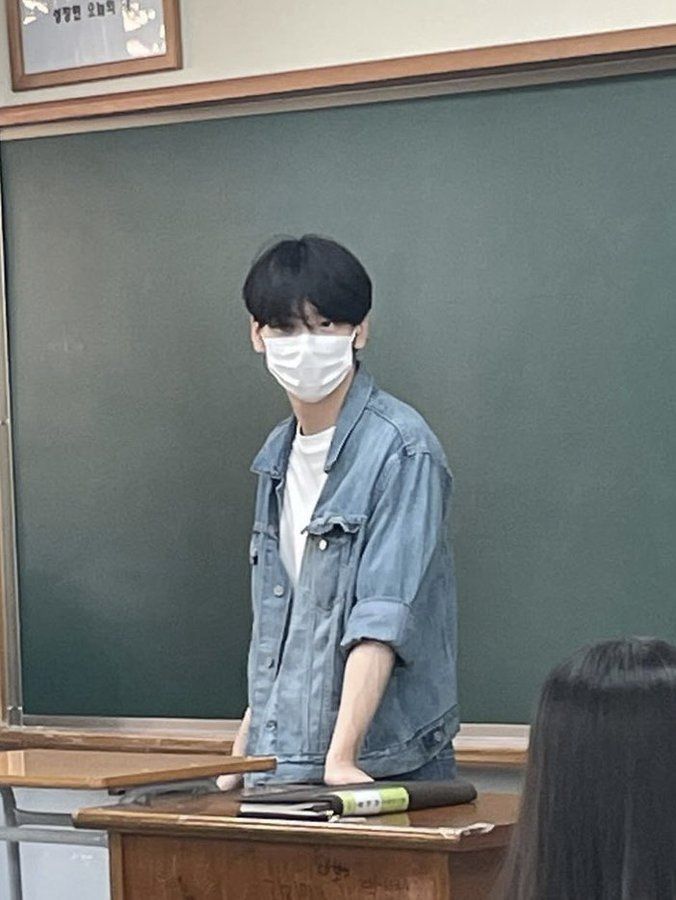 TXT's Soobin Randomly Appeared At His Old High School, And He Left Students Starstruck At His ...