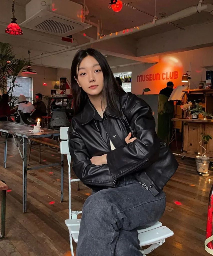 Girl's Day Hyeri's Younger Sister Surprises Netizens With Her Stunning ...