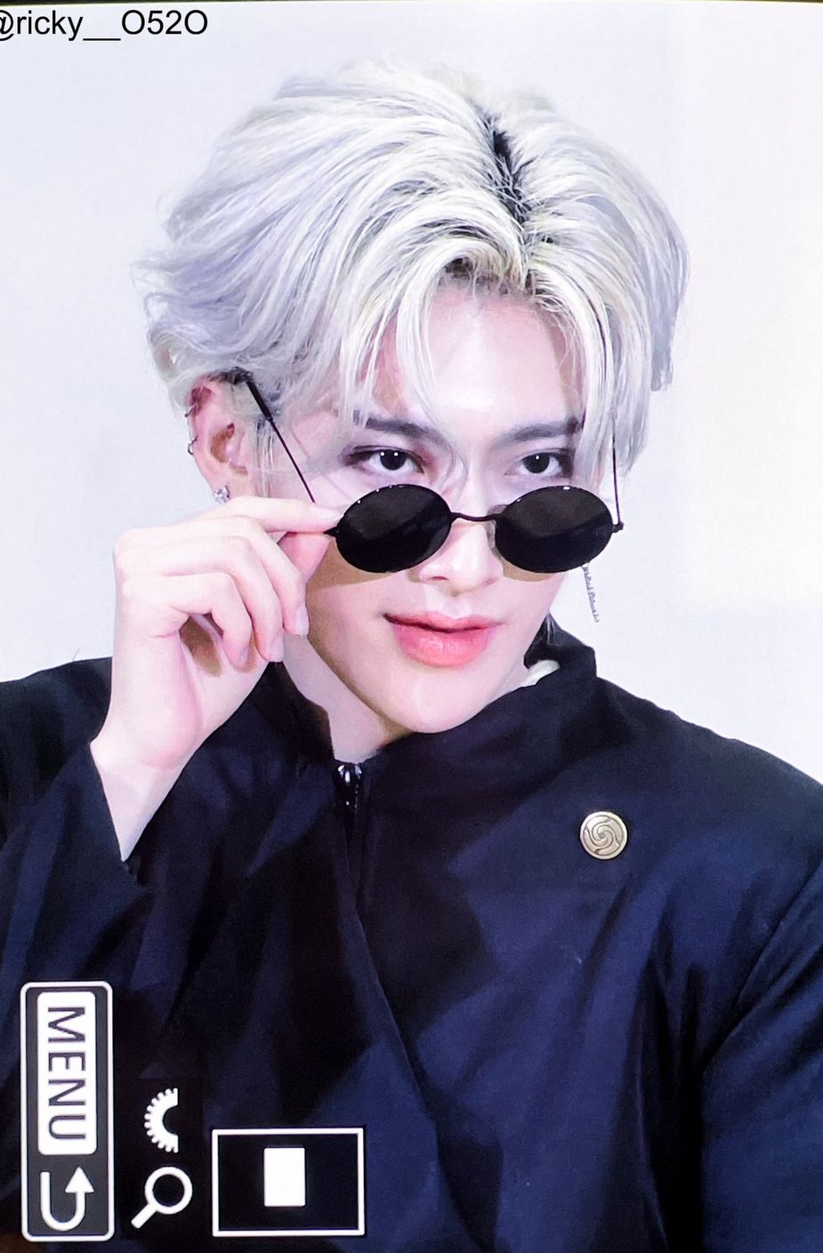 ZEROBASEONE's Ricky Goes Viral With Locals For His Satoru Gojo Cosplay ...