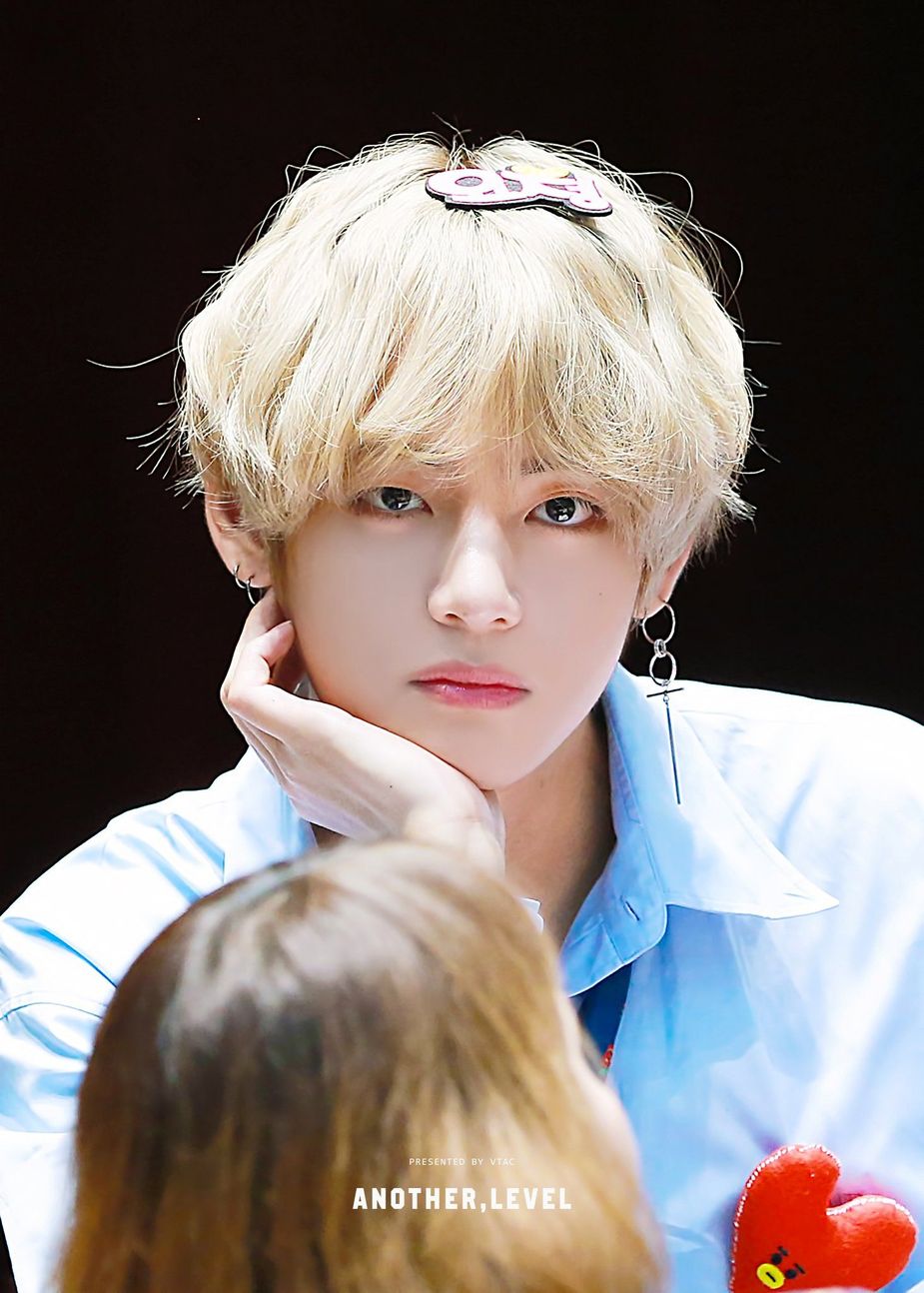 Here Are BTS V's Top 6 Legendary Looks Of All Time, According To Fans ...