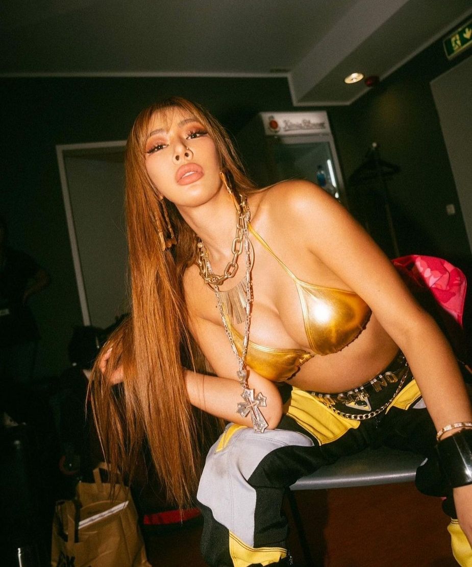 7 of Jessi's Sexiest Moments From Her "Beyond Your Imagination Tour" in Europe - Koreaboo