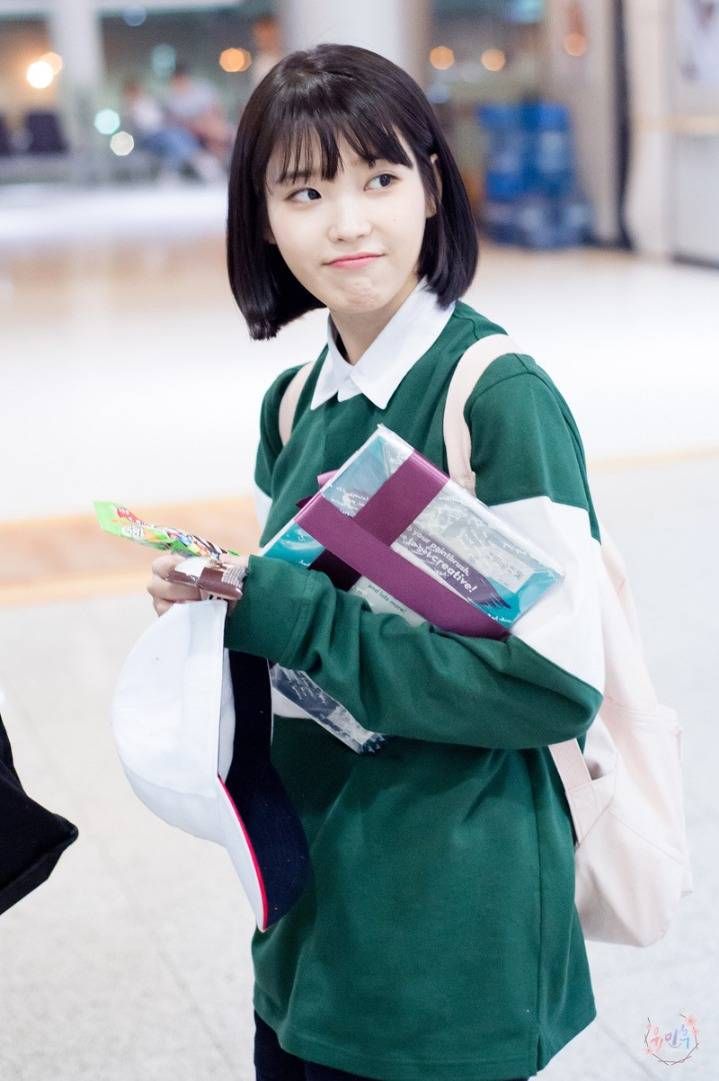 6 IU Fashion Outfits That Embody The Korean College Girl Look