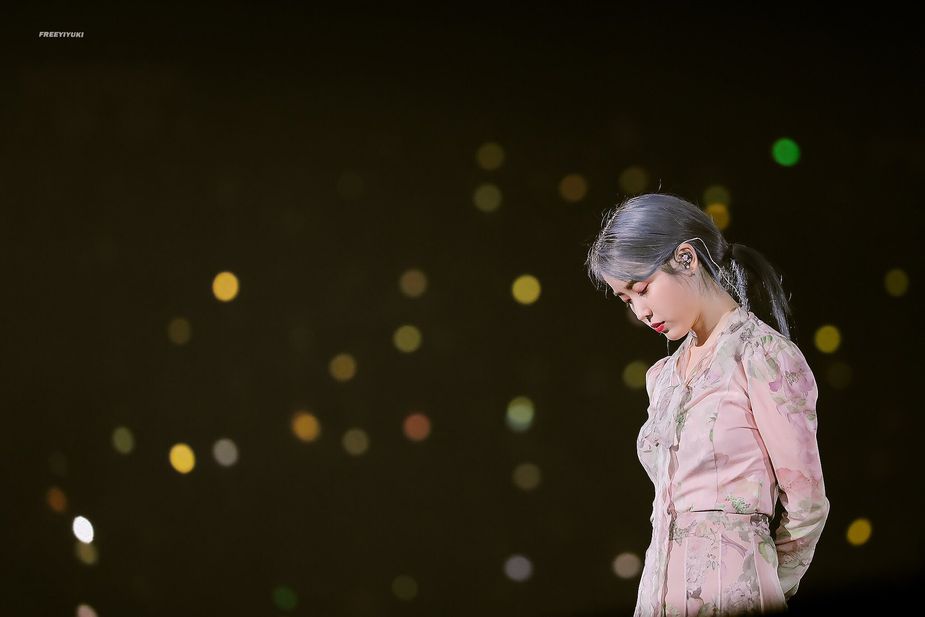 IU Reminds Fans To Stay Strong And Love One Another At Her Final Tour ...