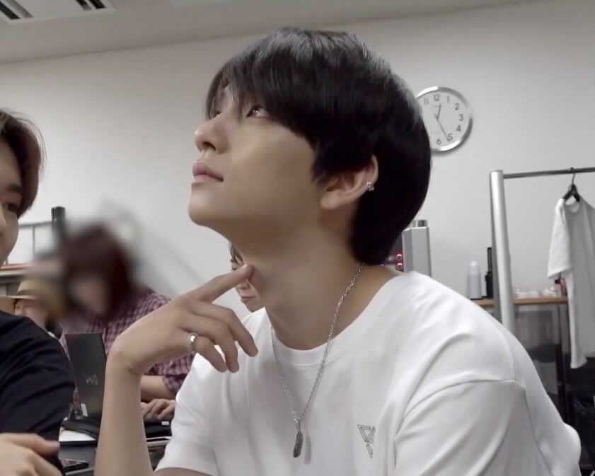 10+ Candid Photos Of SEVENTEEN's Joshua That Scream Boyfriend Material ...